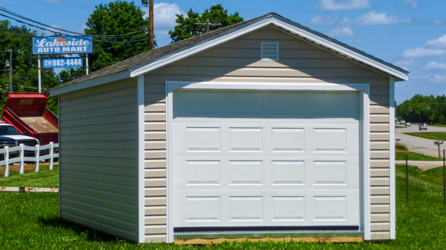 exterior of single-car garage size for sale near KY and TN - Esh's ...