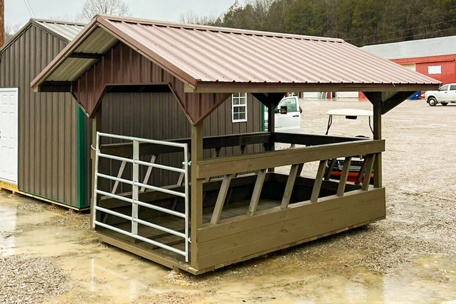 Hay Feeder Photos - Esh's Utility Buildings