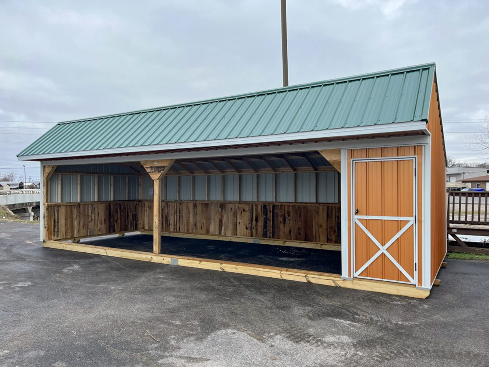 Run-in Photos - Esh's Utility Buildings