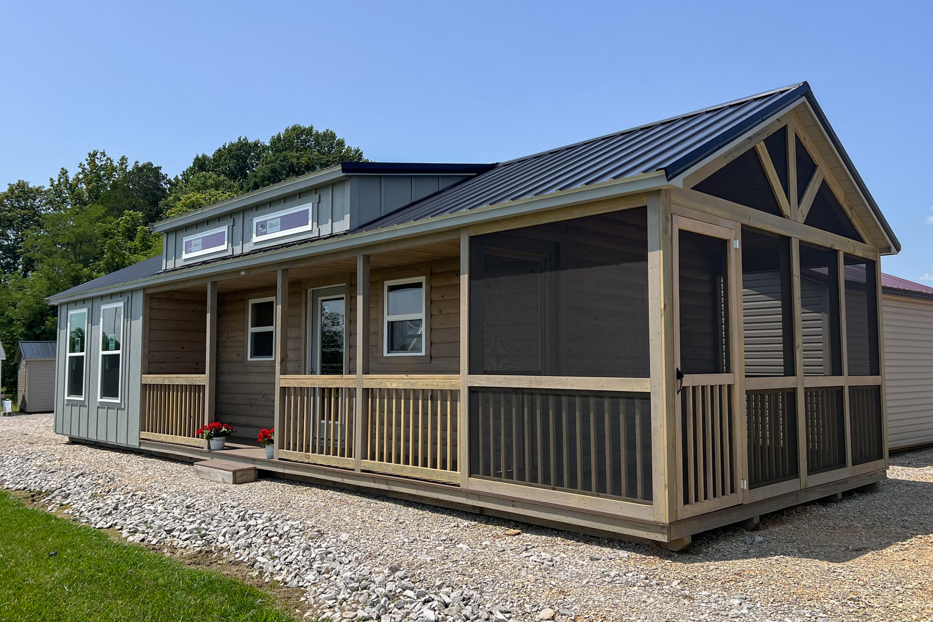custom-cabins–2 - Esh's Utility Buildings